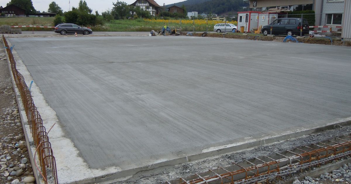 Bodenplatte Buseinstellhalle, Gümligen | Presyn AG